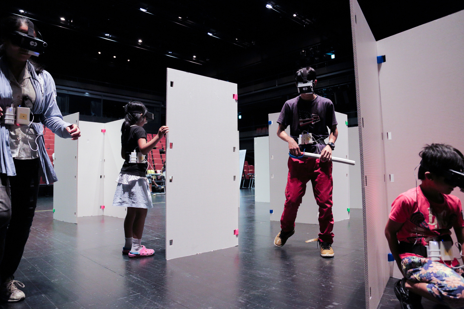 Parallel Eyes〜視点交換鬼ごっこ〜｜山口情報芸術センター[YCAM]